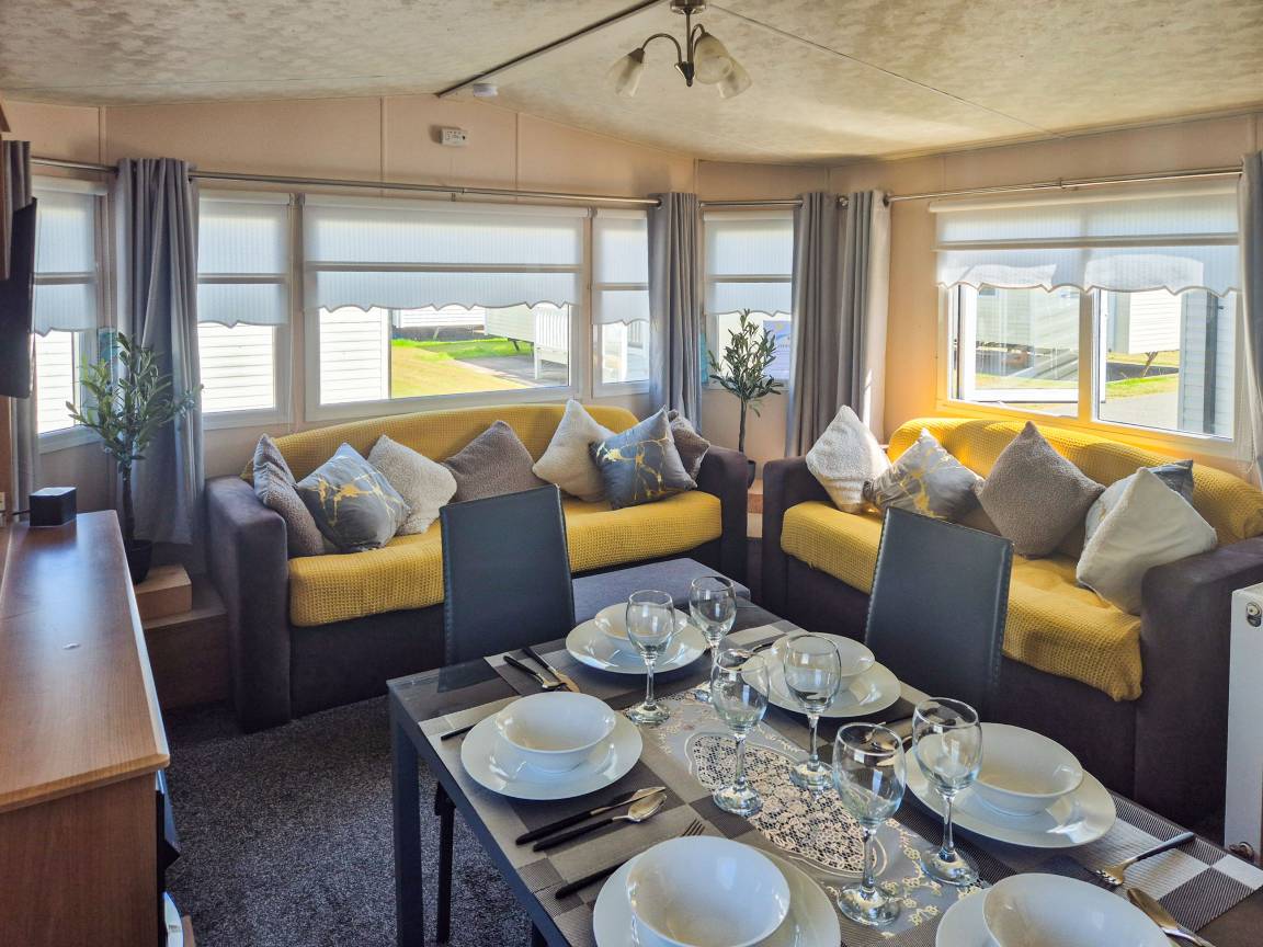 Cottage ∙ 3 Bedrooms ∙ 8 Guests - Rhyl