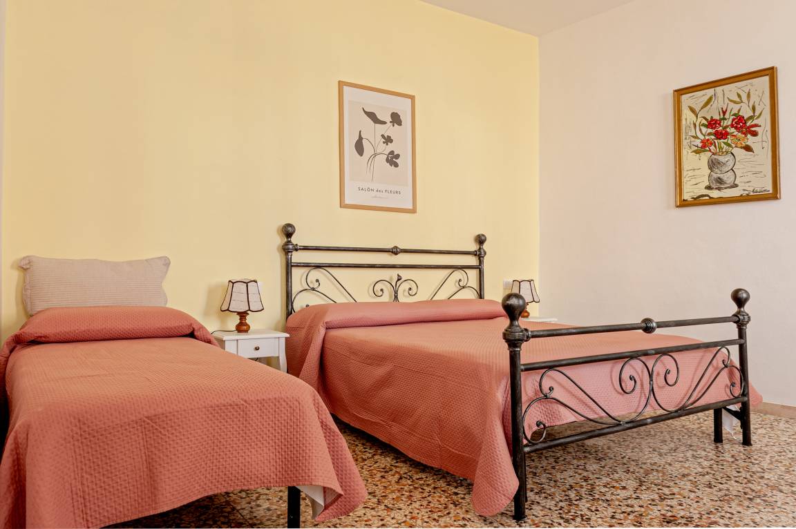 85 M² Apartamento ∙ 2 Habitaciones ∙ 6 Huéspedes - Pisa