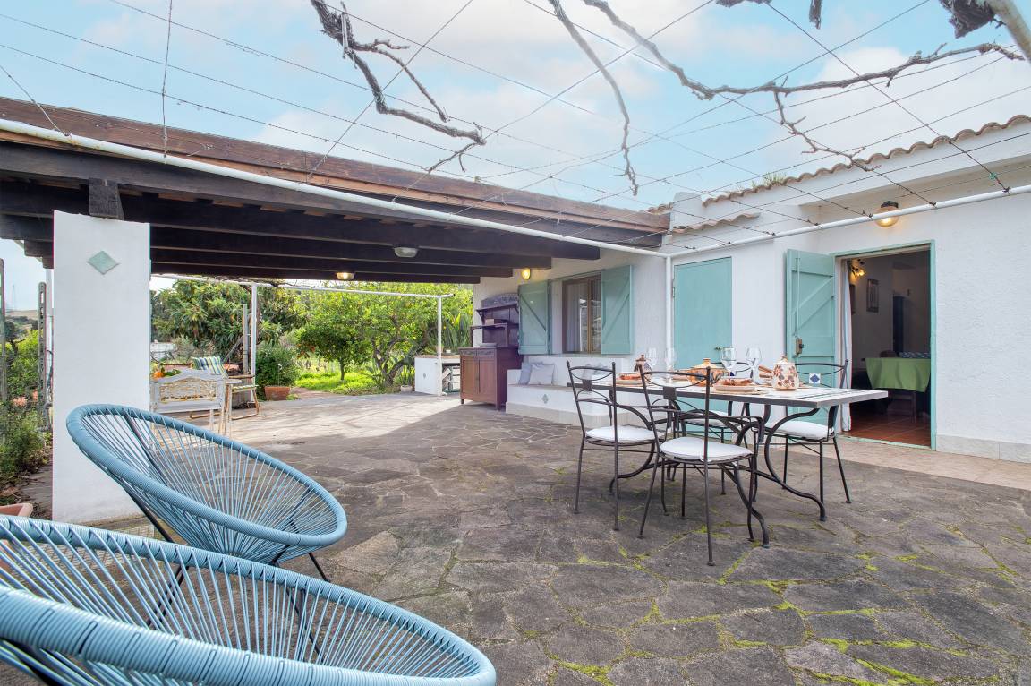 96 M² Finca ∙ 2 Bedrooms ∙ 4 Guests - Sassari