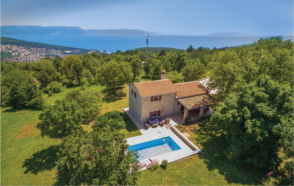 85 M² House ∙ 3 Bedrooms ∙ 8 Guests - Rabac