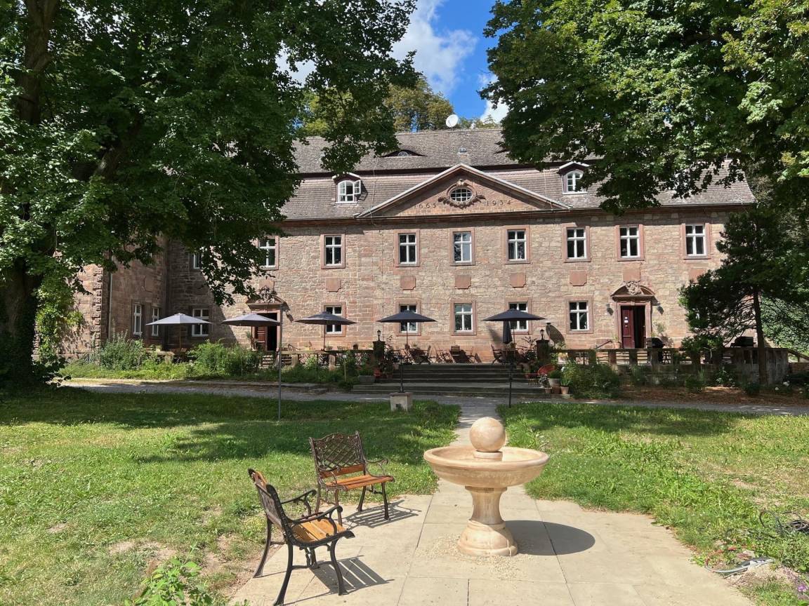 54 M² Ferienwohnung ∙ 1 Schlafzimmer ∙ 2 Gäste - Sachsen-Anhalt