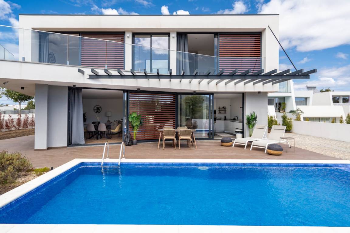 270 M² Huis ∙ 2 Slaapkamers ∙ 4 Gasten - Sintra