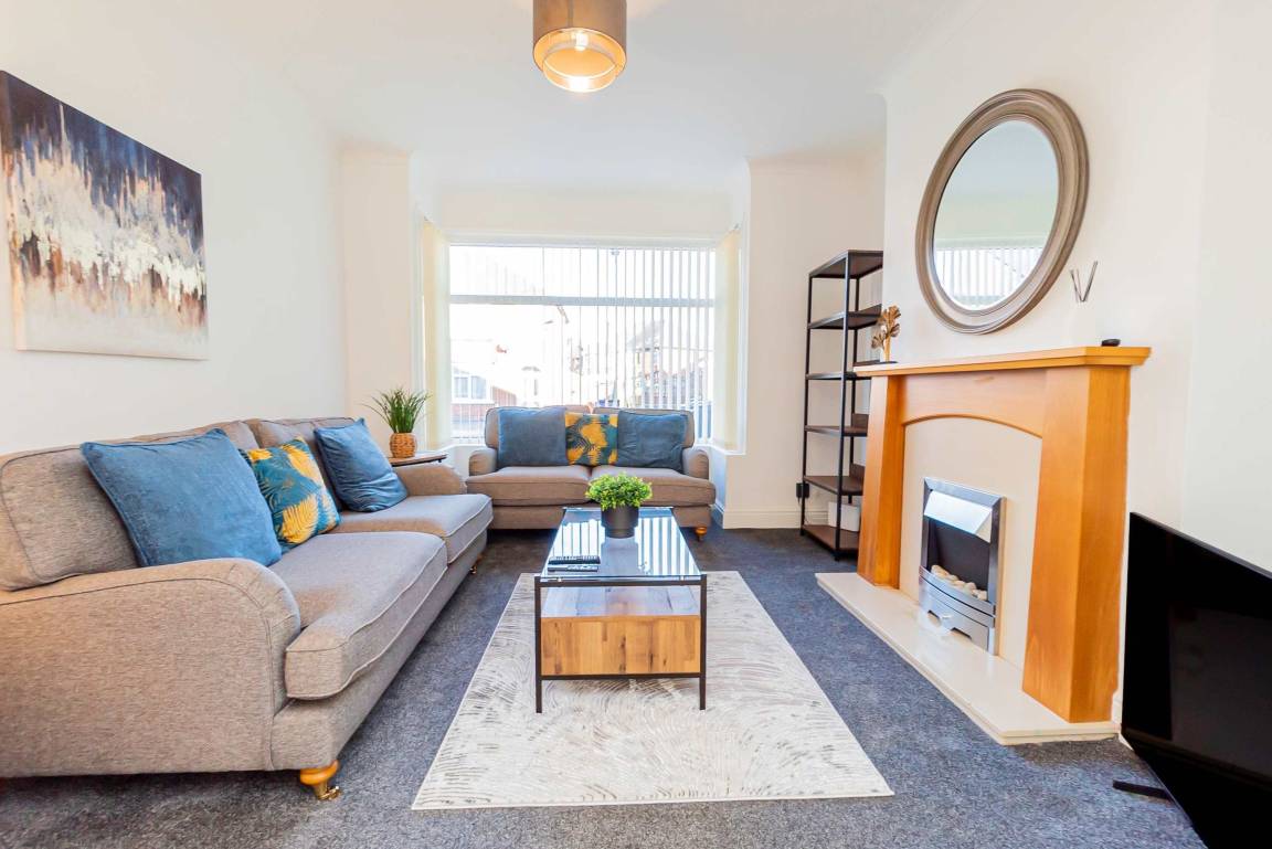 House ∙ 3 Bedrooms ∙ 5 Guests - Doncaster