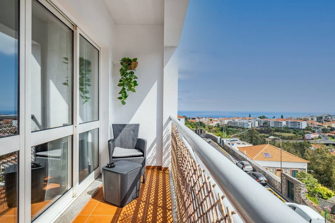 98 M² Ferienwohnung ∙ 2 Schlafzimmer ∙ 4 Gäste - Funchal
