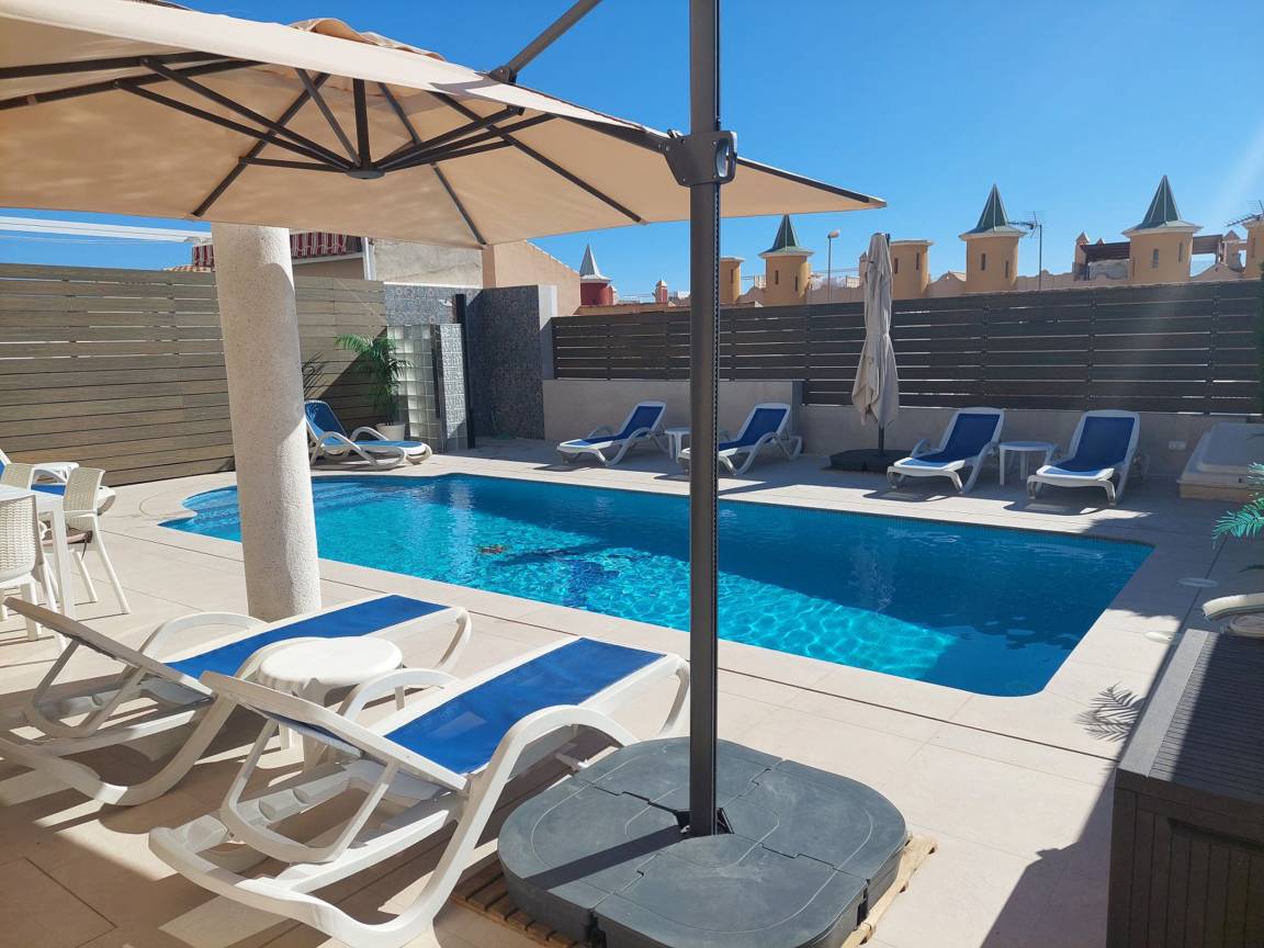 110 M² Villa ∙ 3 Habitaciones ∙ 7 Huéspedes - Puerto de Mazarrón