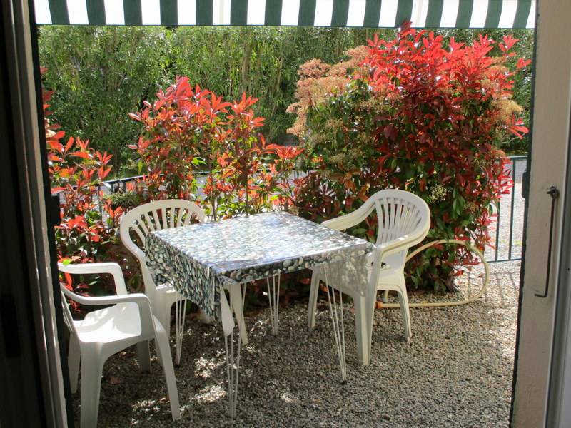 25 M² Mökki ∙ 1 Makuuhuone ∙ 2 Vierasta - Var