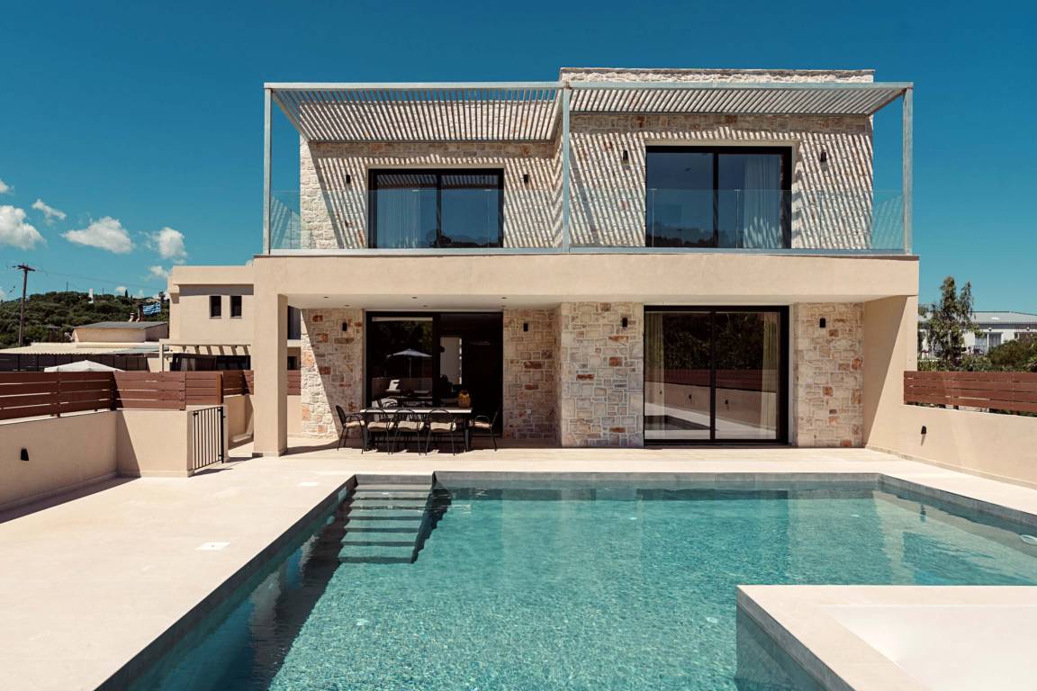 110 M² Villa ∙ 4 Bedrooms ∙ 8 Guests - Zakinthos