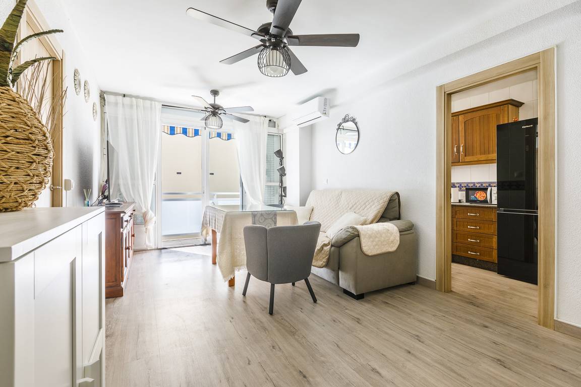 86 M² Ferienwohnung ∙ 3 Schlafzimmer ∙ 6 Gäste - Málaga