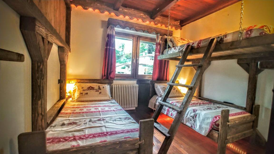 200 M² House ∙ 3 Bedrooms ∙ 8 Guests - Aosta