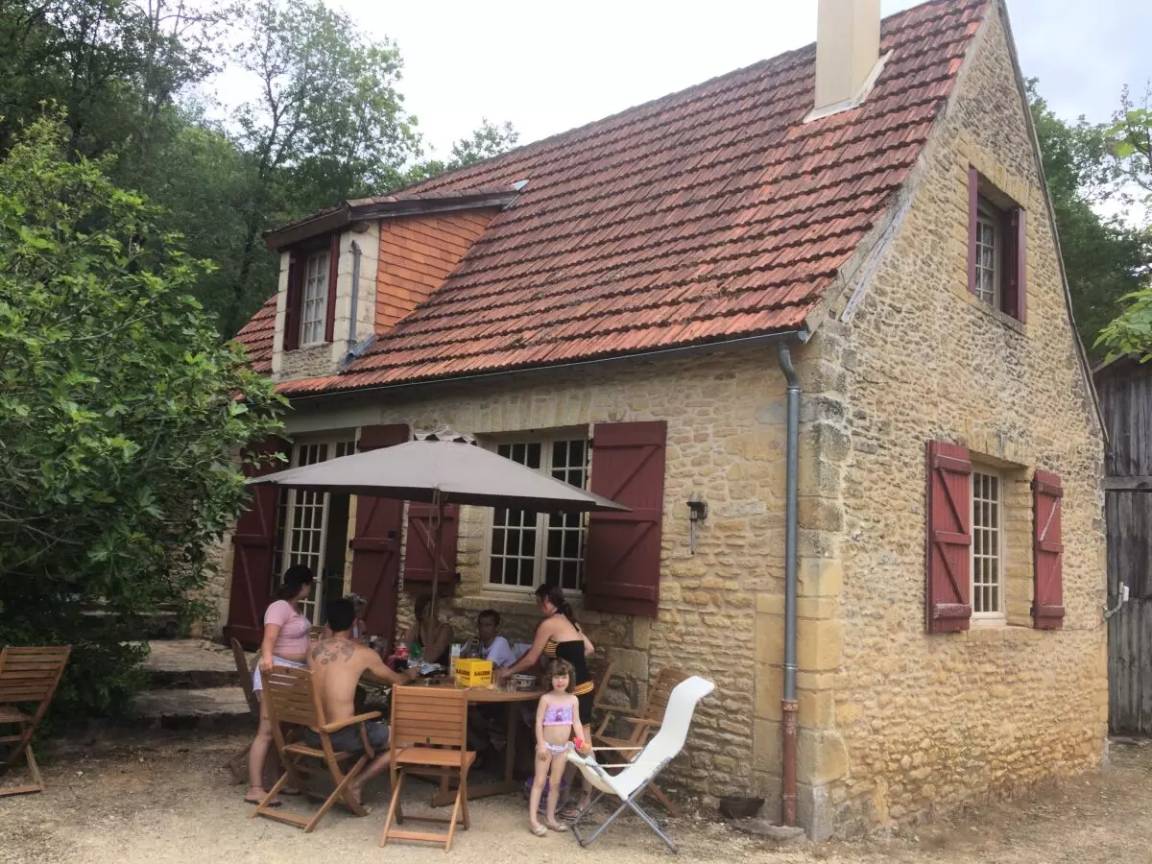 80 M² Ferienhaus ∙ 3 Schlafzimmer ∙ 6 Gäste - Montignac