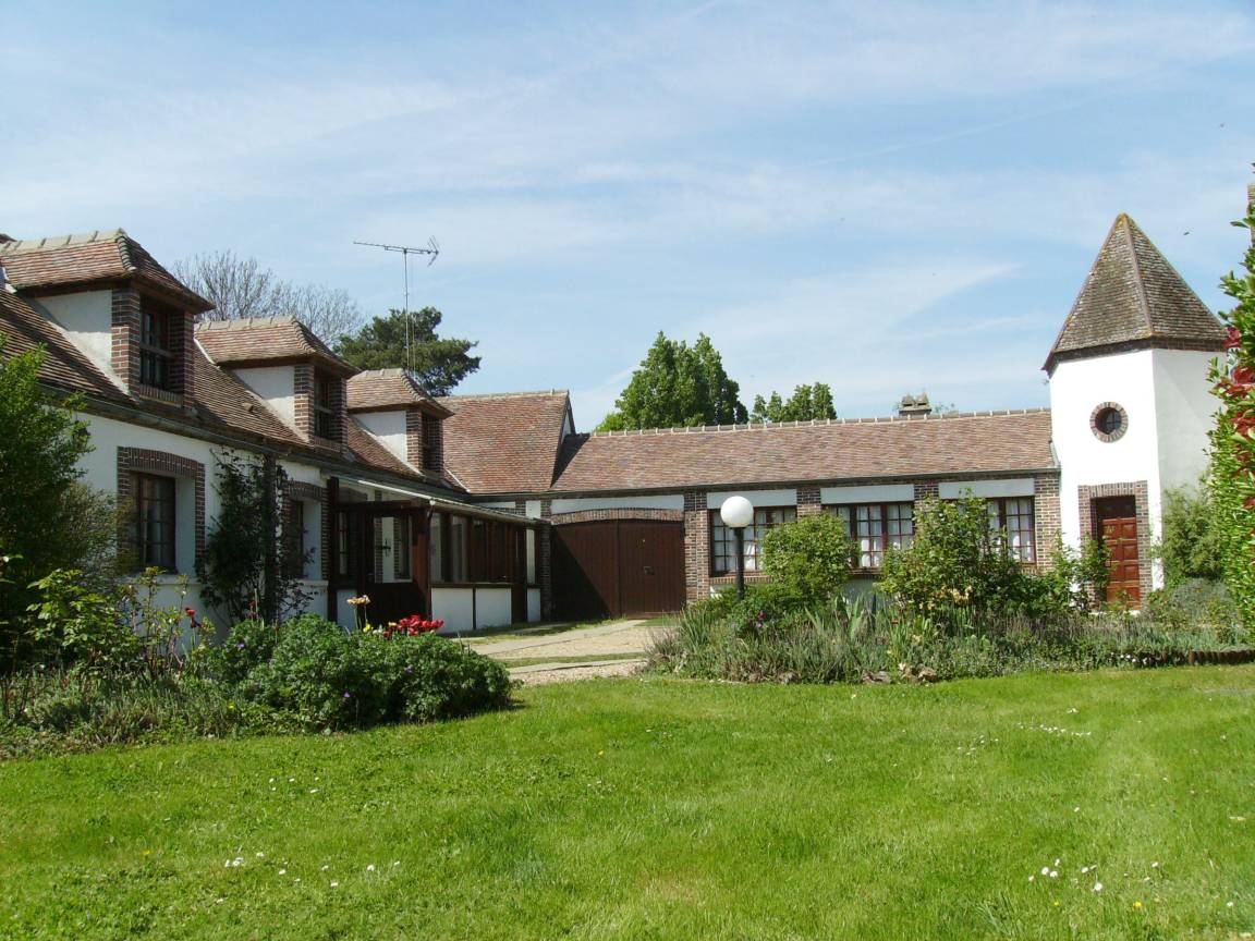 160 M² Cottage ∙ 3 Chambres ∙ 6 Personnes - Verneuil-sur-Avre