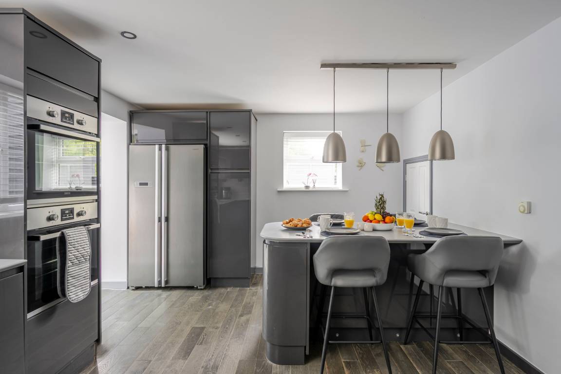 100 M² House ∙ 3 Bedrooms ∙ 4 Guests - Suffolk