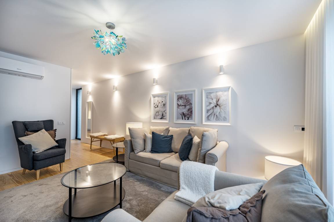 139 M² House ∙ 2 Bedrooms ∙ 4 Guests - Porto