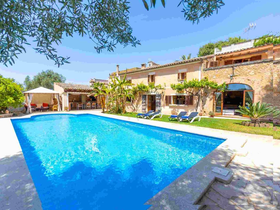 450 M² House ∙ 5 Bedrooms ∙ 10 Guests - Majorca