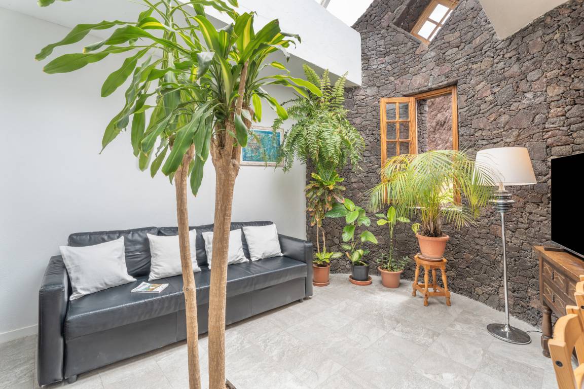 110 M² Apartment ∙ 3 Bedrooms ∙ 5 Guests - El Hierro