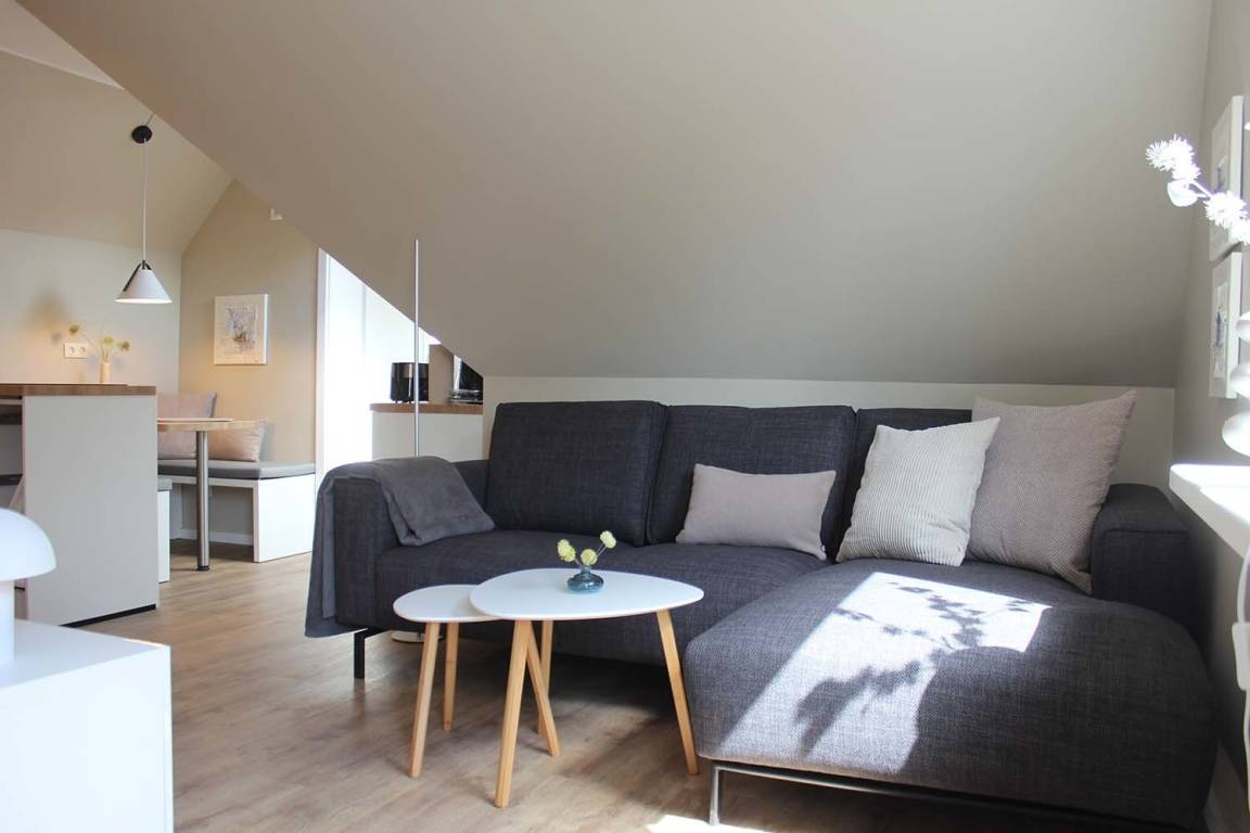 45 M² Ferienwohnung ∙ 2 Schlafzimmer ∙ 2 Gäste - Emden
