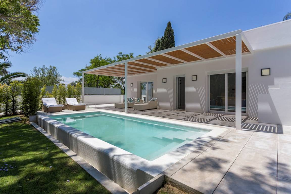 252 M² Ferienhaus ∙ 4 Schlafzimmer ∙ 8 Gäste - Puerto Banús
