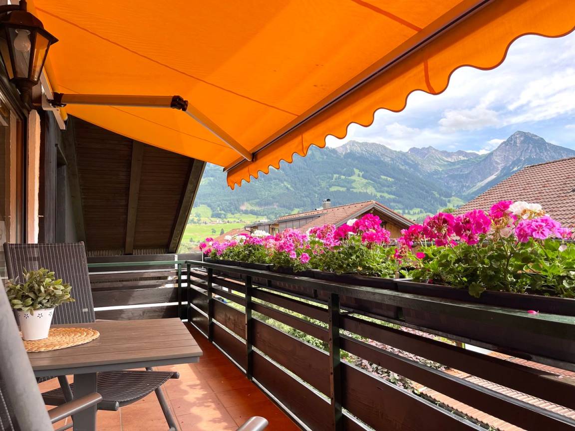 110 M² Apartment ∙ 3 Bedrooms ∙ 6 Guests - Oberstdorf