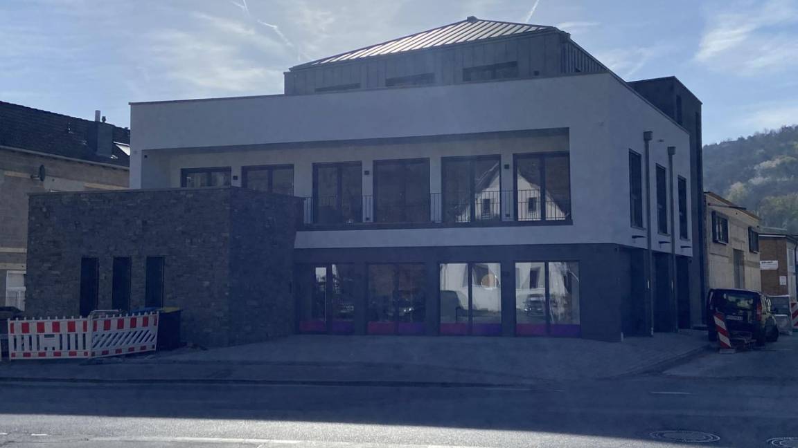 130 M² Ferienwohnung ∙ 3 Schlafzimmer ∙ 8 Gäste - Bad Neuenahr-Ahrweiler
