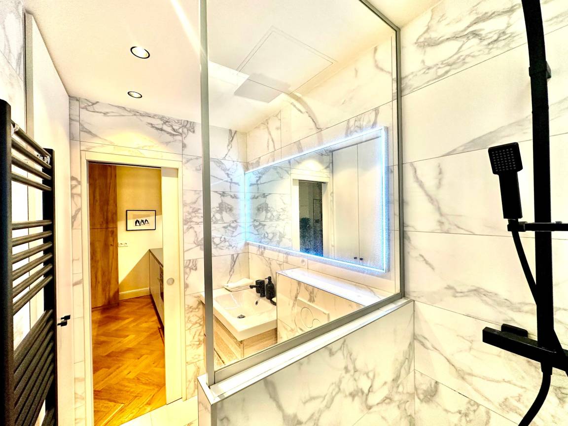 24 M² Appartement ∙ 1 Chambre ∙ 4 Personnes - Grand Palais
