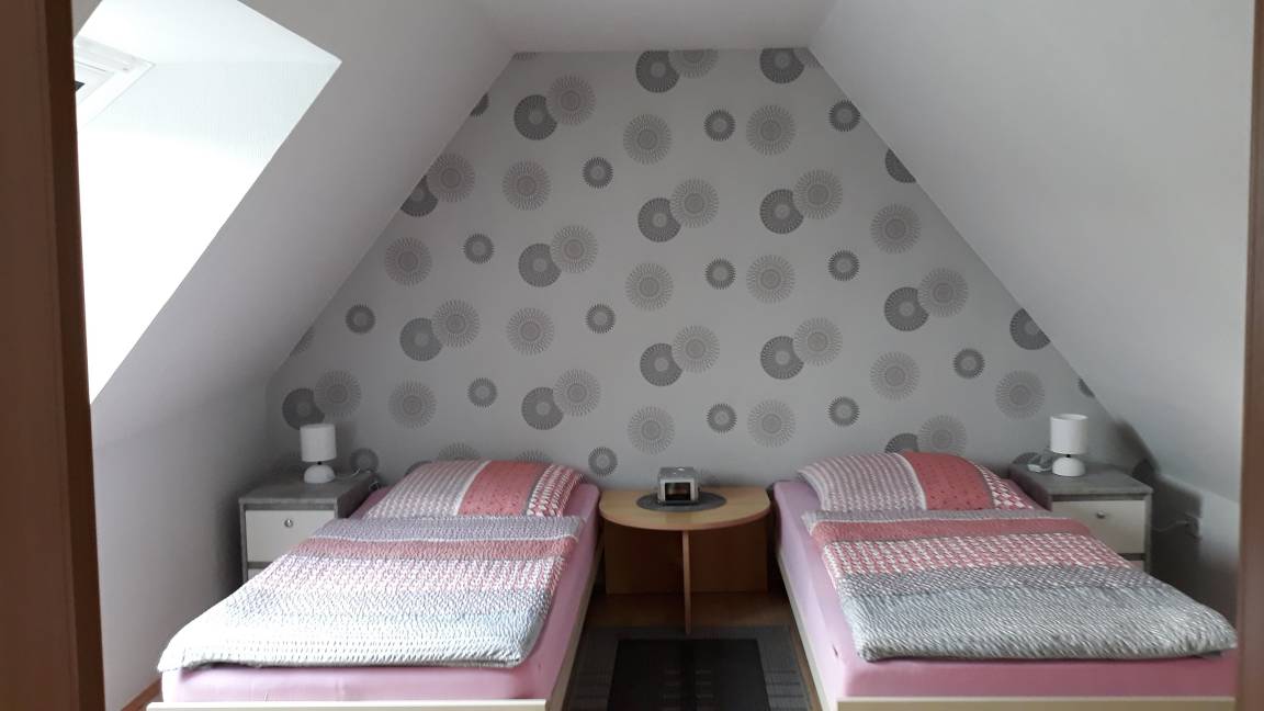 86 M² Apartment ∙ 3 Bedrooms ∙ 6 Guests - Marl