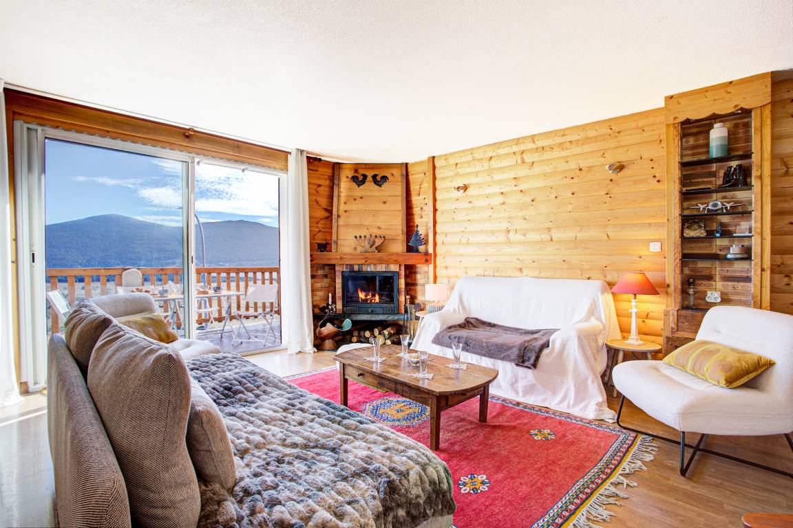 97 M² Maison De Vacances ∙ 3 Chambres ∙ 6 Personnes - Formiguères