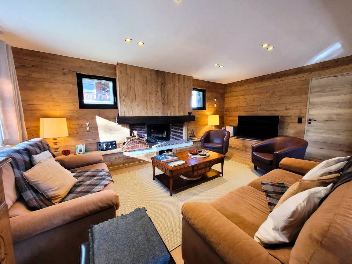 211 M² Chalet ∙ 6 Bedrooms ∙ 12 Guests - Les Gets