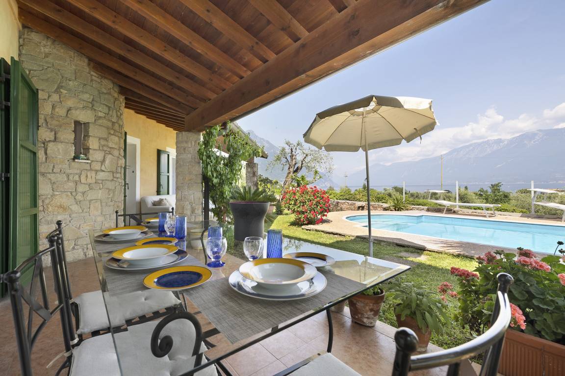 145 M² Villa ∙ 3 Schlafzimmer ∙ 5 Gäste - Garda