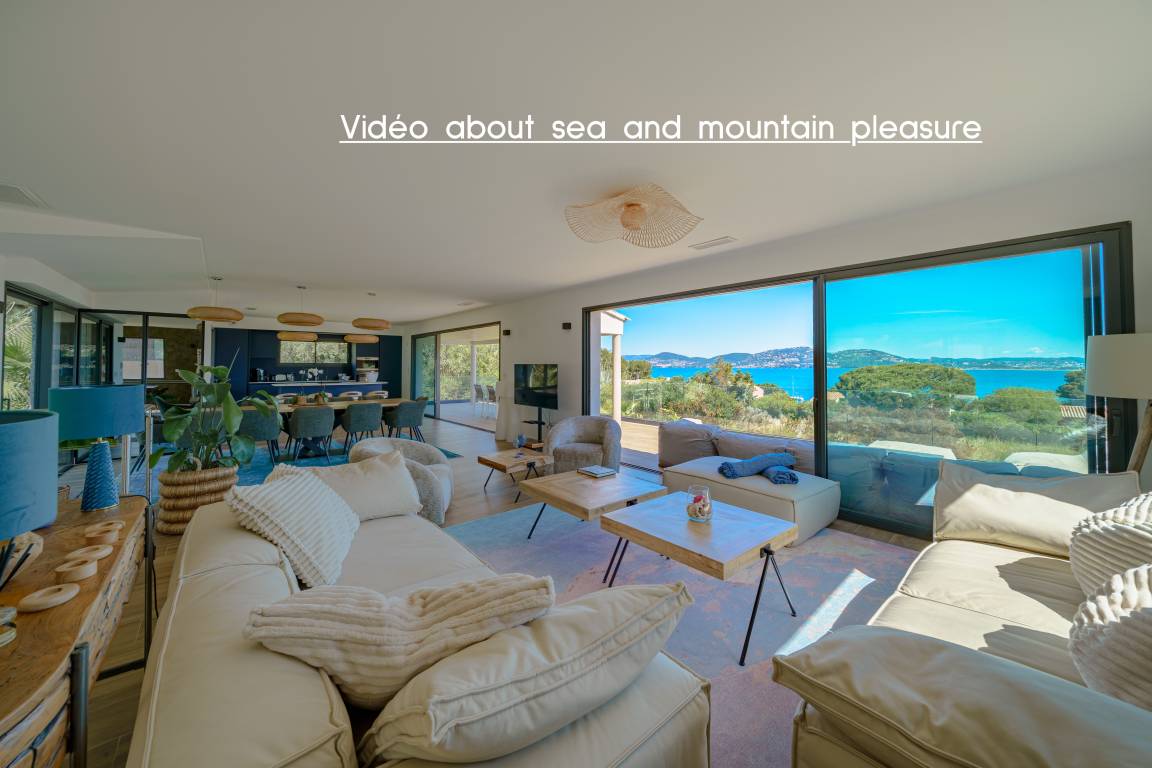 250 M² Villa ∙ 4 Chambres ∙ 12 Personnes - Hyères