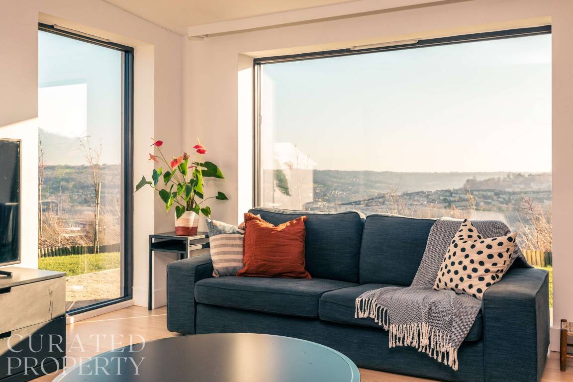 House ∙ 5 Bedrooms ∙ 12 Guests - Bath