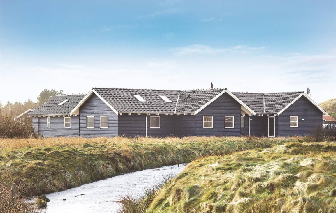 330 M² Ferienhaus ∙ 10 Schlafzimmer ∙ 24 Gäste - Vejers Strand
