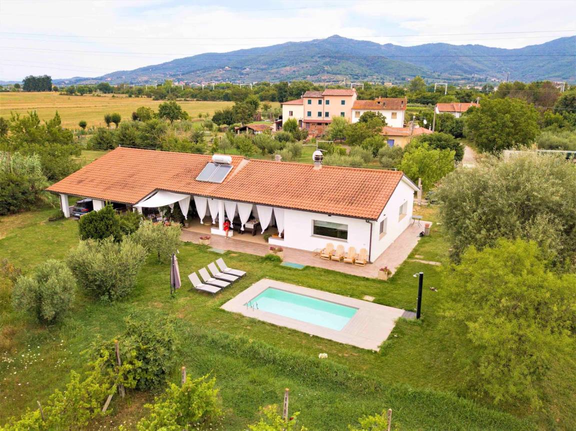 House ∙ 2 Bedrooms ∙ 4 Guests - Arezzo
