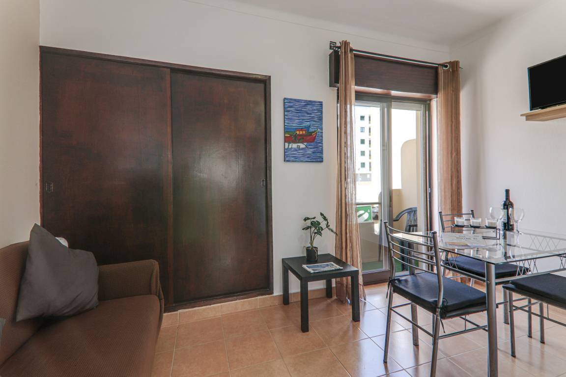 30 M² Ferienwohnung ∙ 1 Schlafzimmer ∙ 2 Gäste - Armação de Pêra