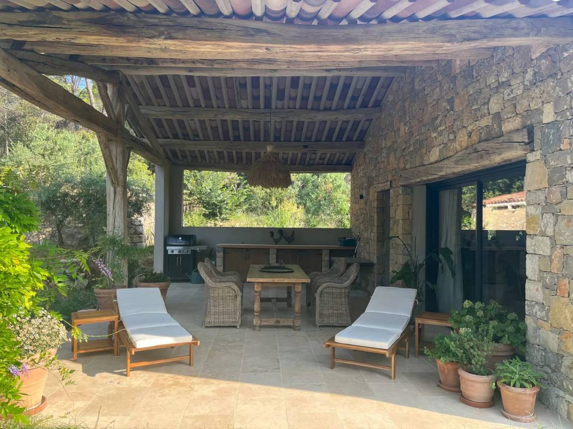 202 M² House ∙ 2 Bedrooms ∙ 4 Guests - Draguignan