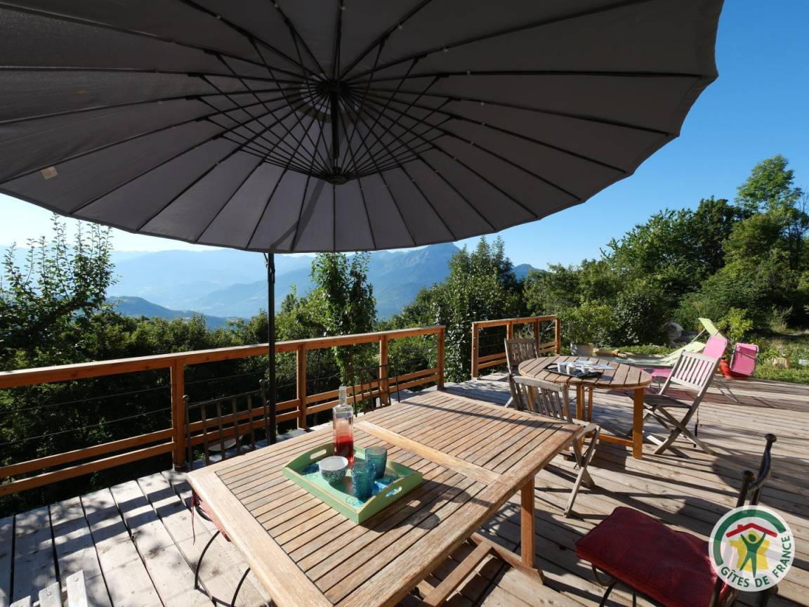 230 M² Gîte ∙ 5 Bedrooms ∙ 11 Guests - Chorges