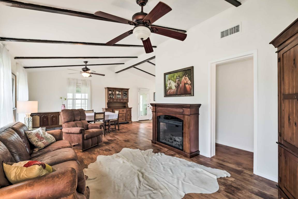 139 M² Cottage ∙ 2 Bedrooms ∙ 4 Guests - Texas