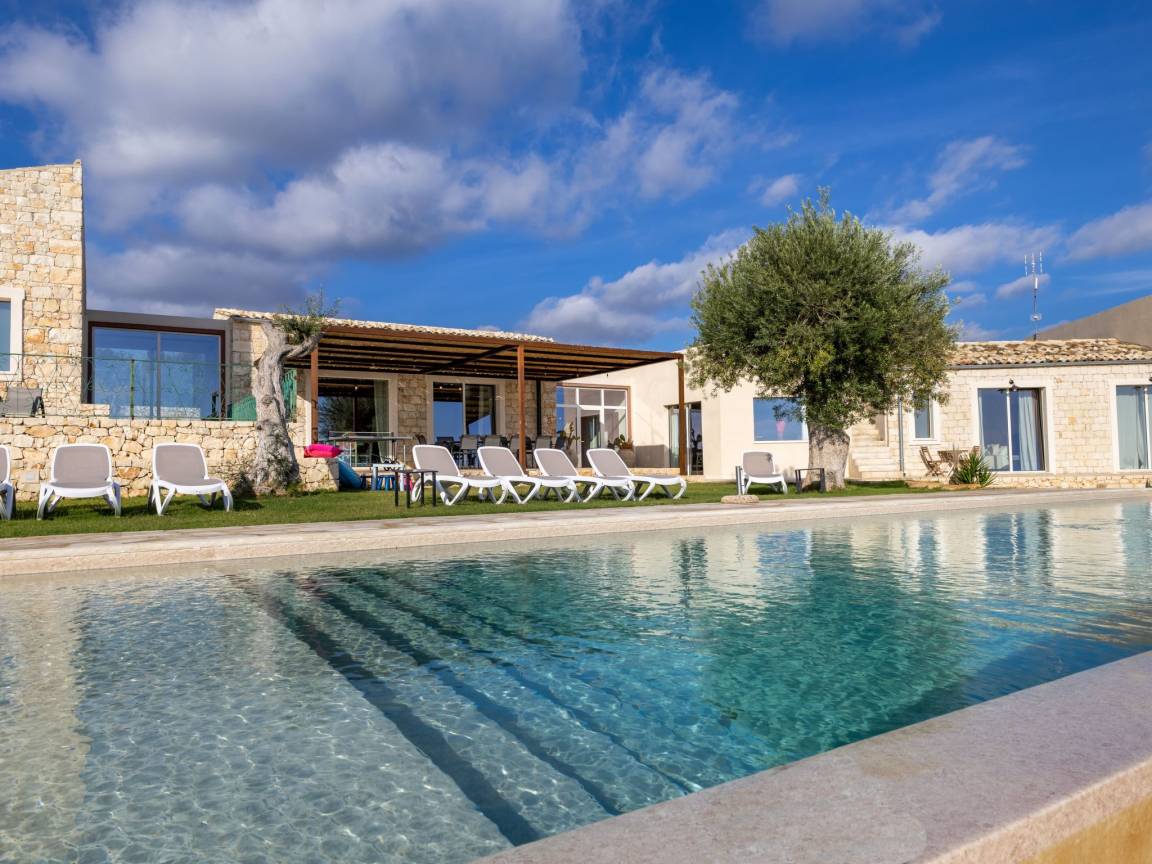 350 M² Casa Vacanza ∙ 7 Camere Da Letto ∙ 12 Ospiti - Modica
