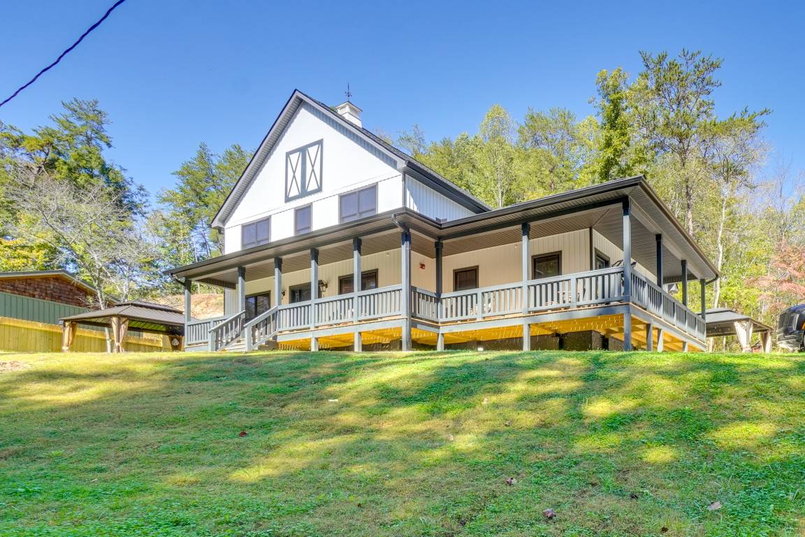 269 M² House ∙ 6 Bedrooms ∙ 22 Guests - Pigeon Forge, TN