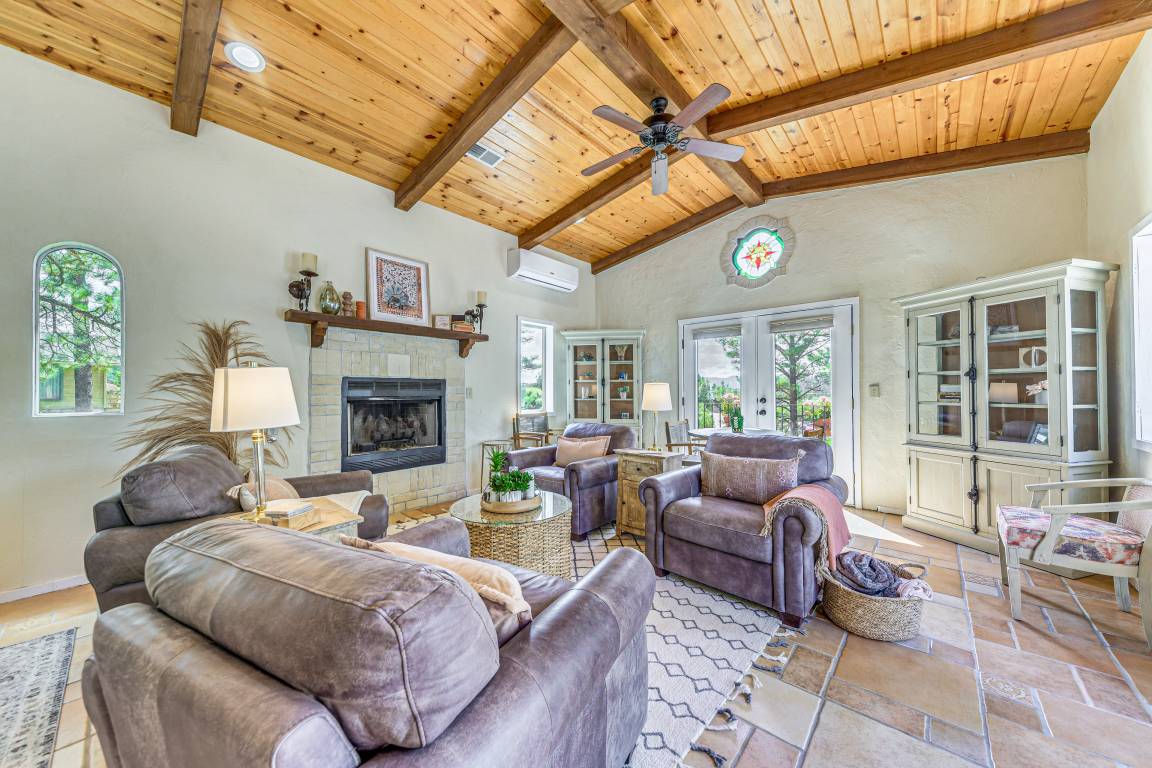 157 M² House ∙ 2 Bedrooms ∙ 4 Guests - Ruidoso, NM