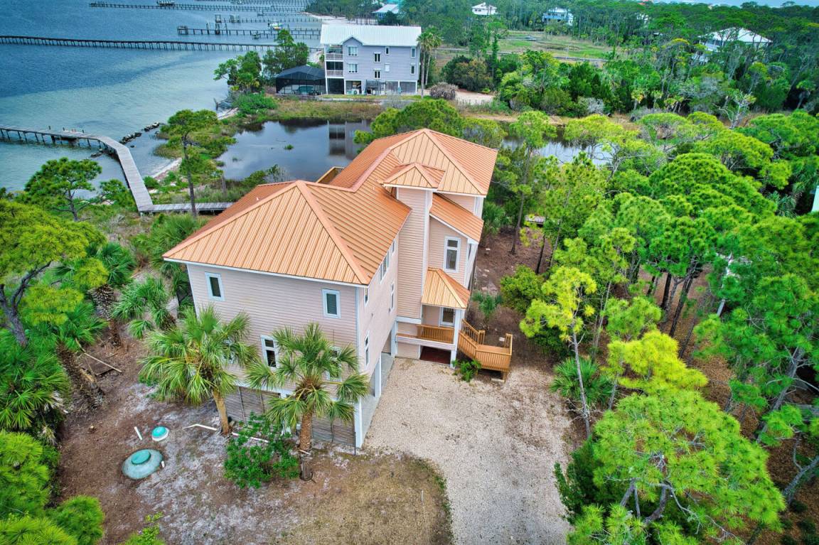 House ∙ 5 Bedrooms ∙ 10 Guests - St. George Island, FL