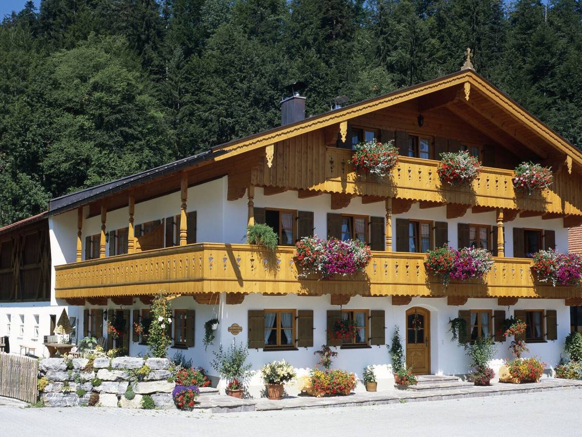 70 M² Apartment ∙ 2 Bedrooms ∙ 4 Guests - Walchensee