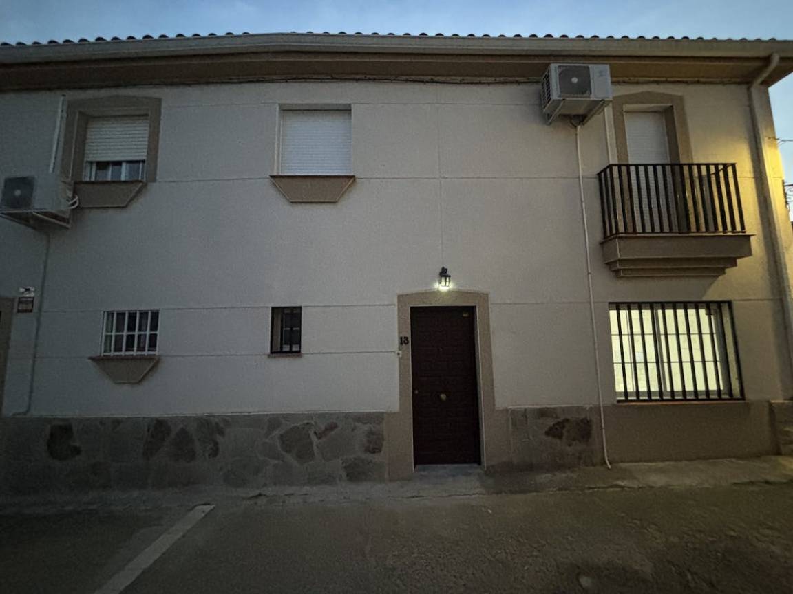 90 M² Casa ∙ 3 Habitaciones ∙ 7 Huéspedes - Arganda del Rey