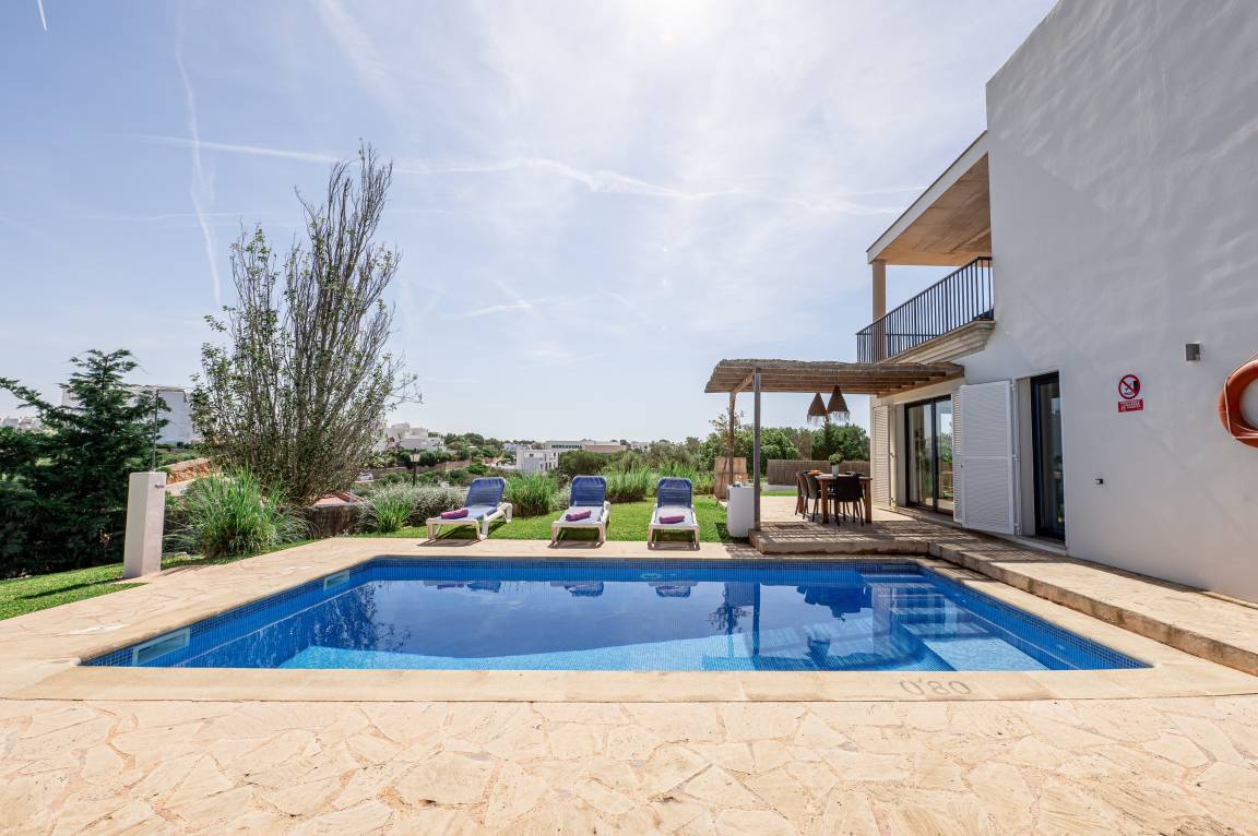 180 M² Villa ∙ 3 Habitaciones ∙ 6 Huéspedes - Cala d'Or