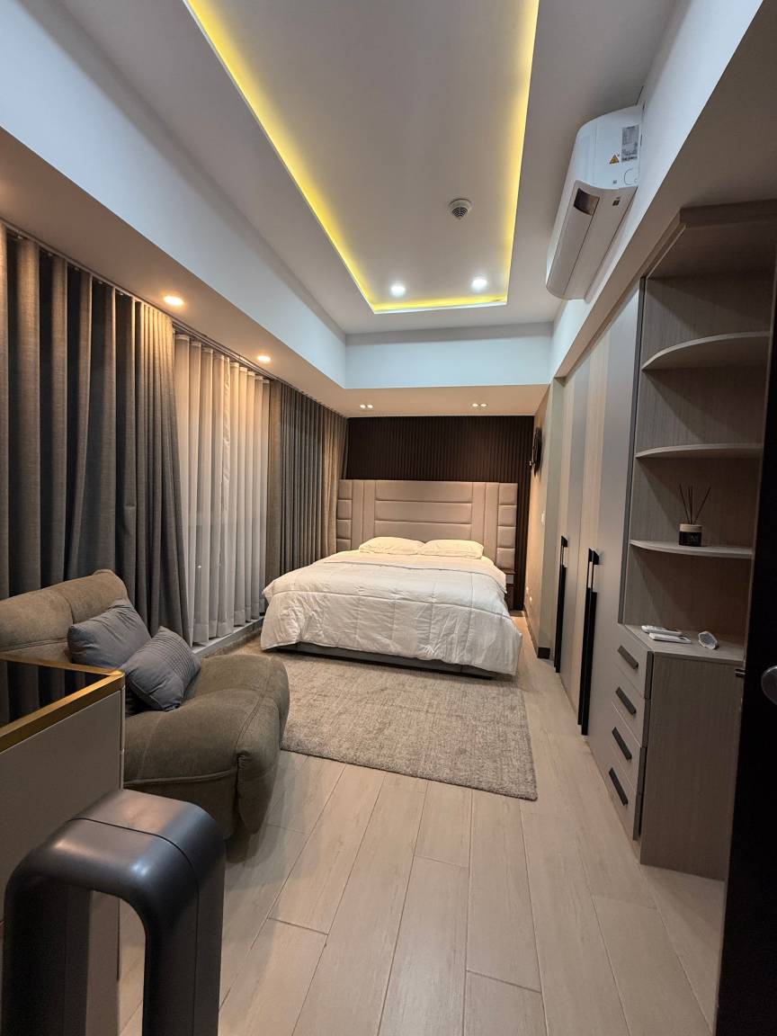 100 M² Apartment ∙ 3 Bedrooms ∙ 6 Guests - Pasig