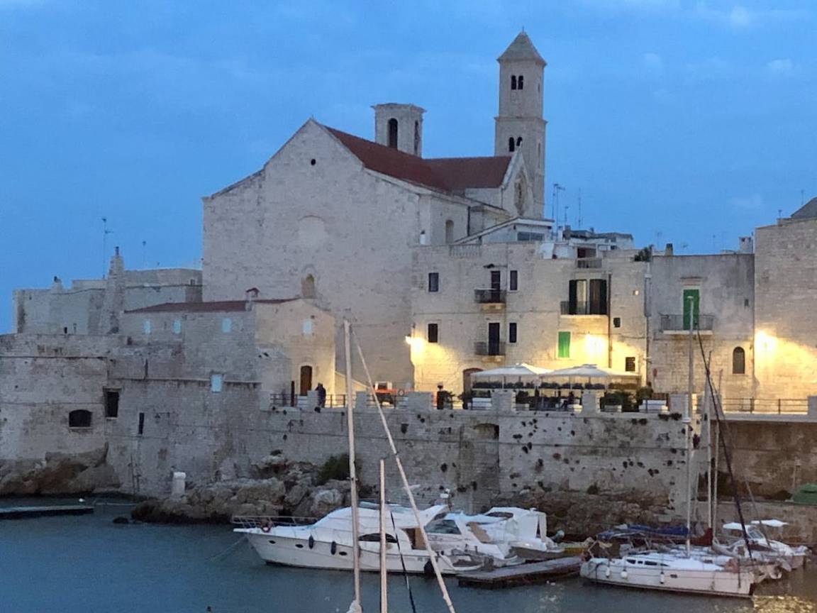 330 M² Casa ∙ 4 Camere Da Letto ∙ 9 Ospiti - Giovinazzo