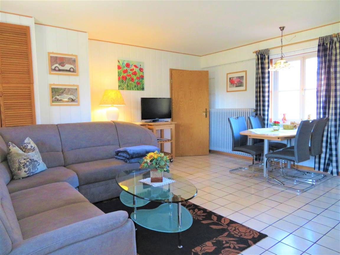 65 M² Ferienwohnung ∙ 2 Schlafzimmer ∙ 4 Gäste - Bispingen