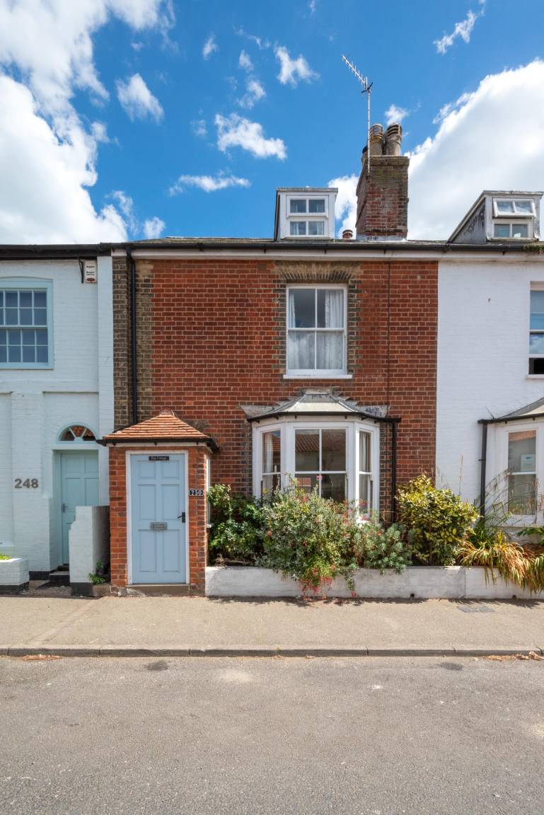 Cottage ∙ 3 Bedrooms ∙ 6 Guests - Aldeburgh