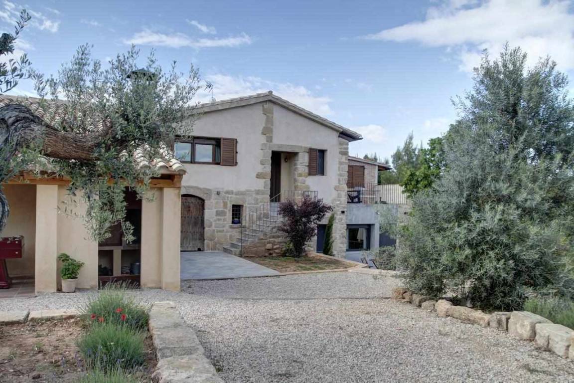 80 M² Apartamento ∙ 2 Habitaciones ∙ 4 Huéspedes - Beceite