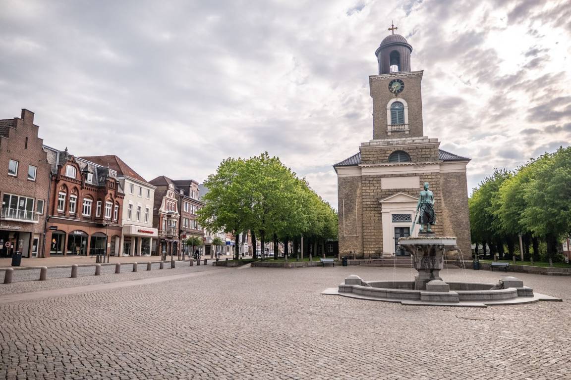 Apartment ∙ 2 Bedrooms ∙ 3 Guests - Husum