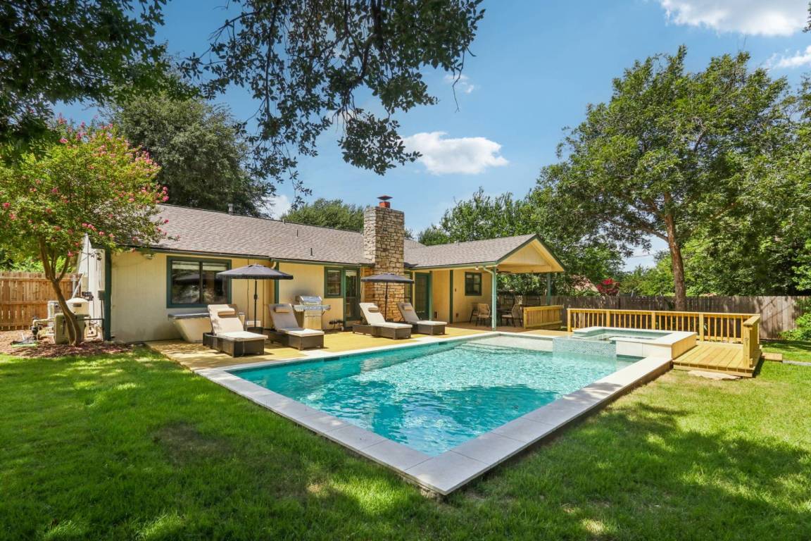128 M² House ∙ 3 Bedrooms ∙ 10 Guests - Round Rock, TX